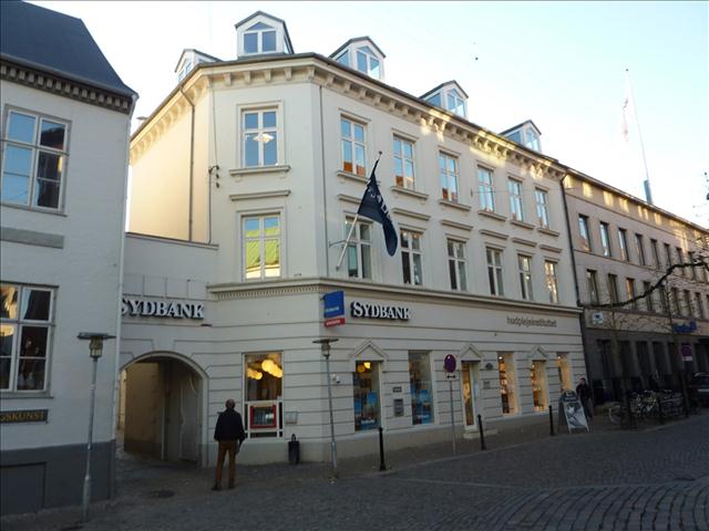 Kirkegade 1, 3. th, 8900 Randers C – Se vigtig info