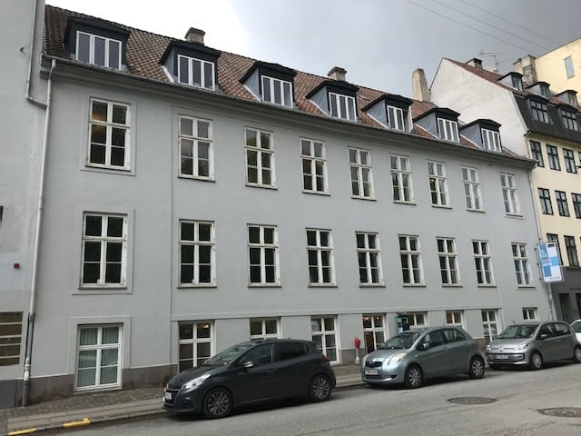 Esplanaden 34G, st. , 1263 København K – Se vigtig info