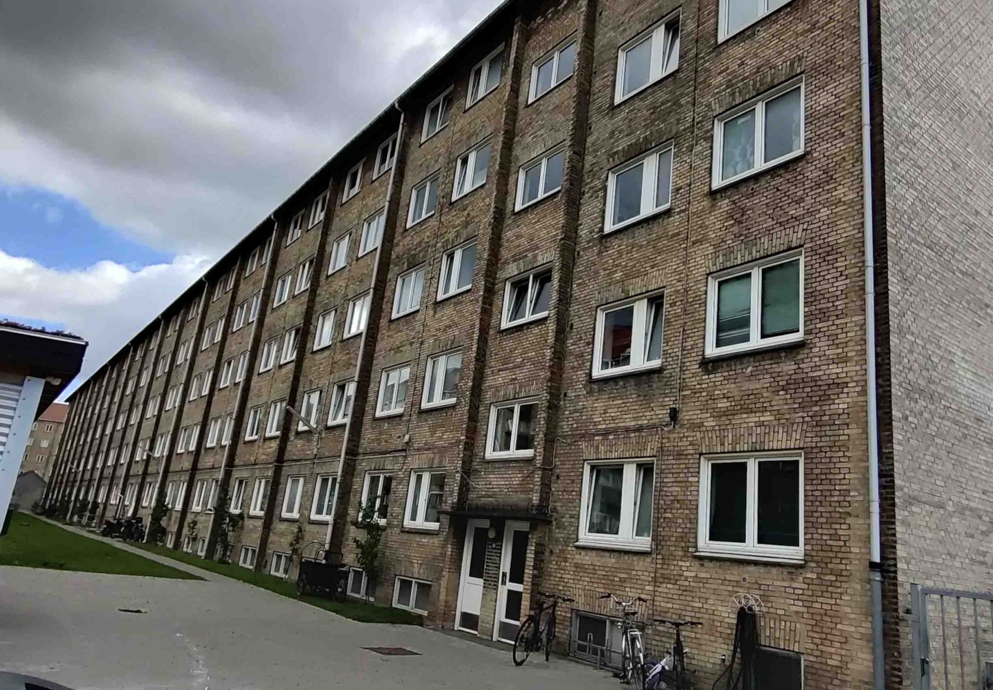 Ernst Kapers Vej 12, 2. th, 2450 København SV – Se vigtig info